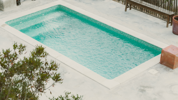 Réalisez le bassin en béton de vos rêves avec ces astuces. - Calcul Béton